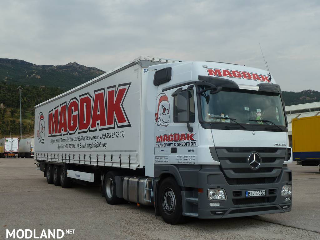 Magdak Mercedes Actros Megaspace and High Roof sleeper cab - ETS 2